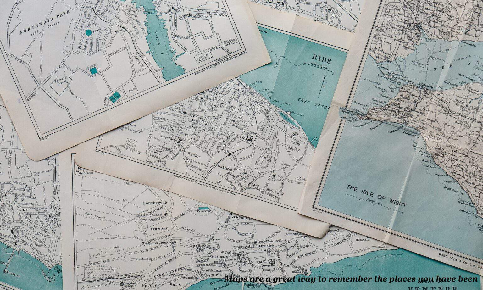 21 Creative Travel Journal Ideas & Prompts for Your Next Trip